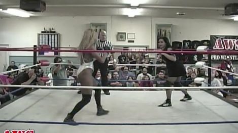 Crystal vs. Venus | ClickWrestle